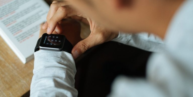 Reasons Why College Students Need Watch Technology in Managing Their ...