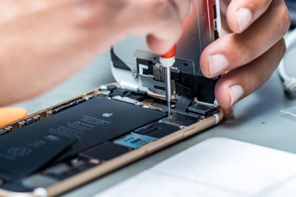 4 Benefits of Using Doorstep Mobile Repair Services - The .ISO zone