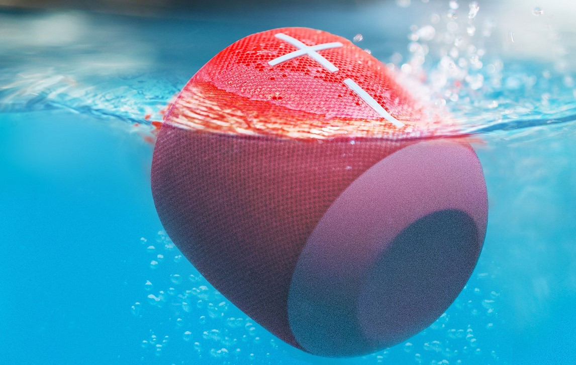 5 Gadgets You Need Around Your Pool - The .ISO zone